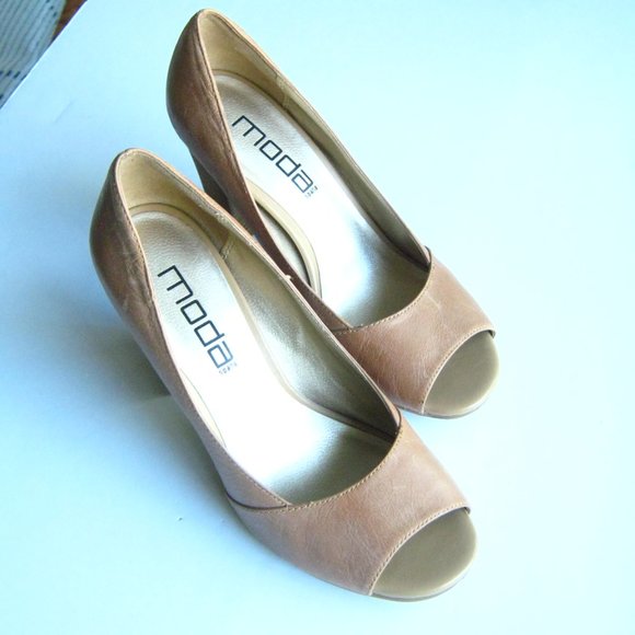 Moda Spana | Shoes | Moda Spana Tan Leather Block Heels | Poshmark
